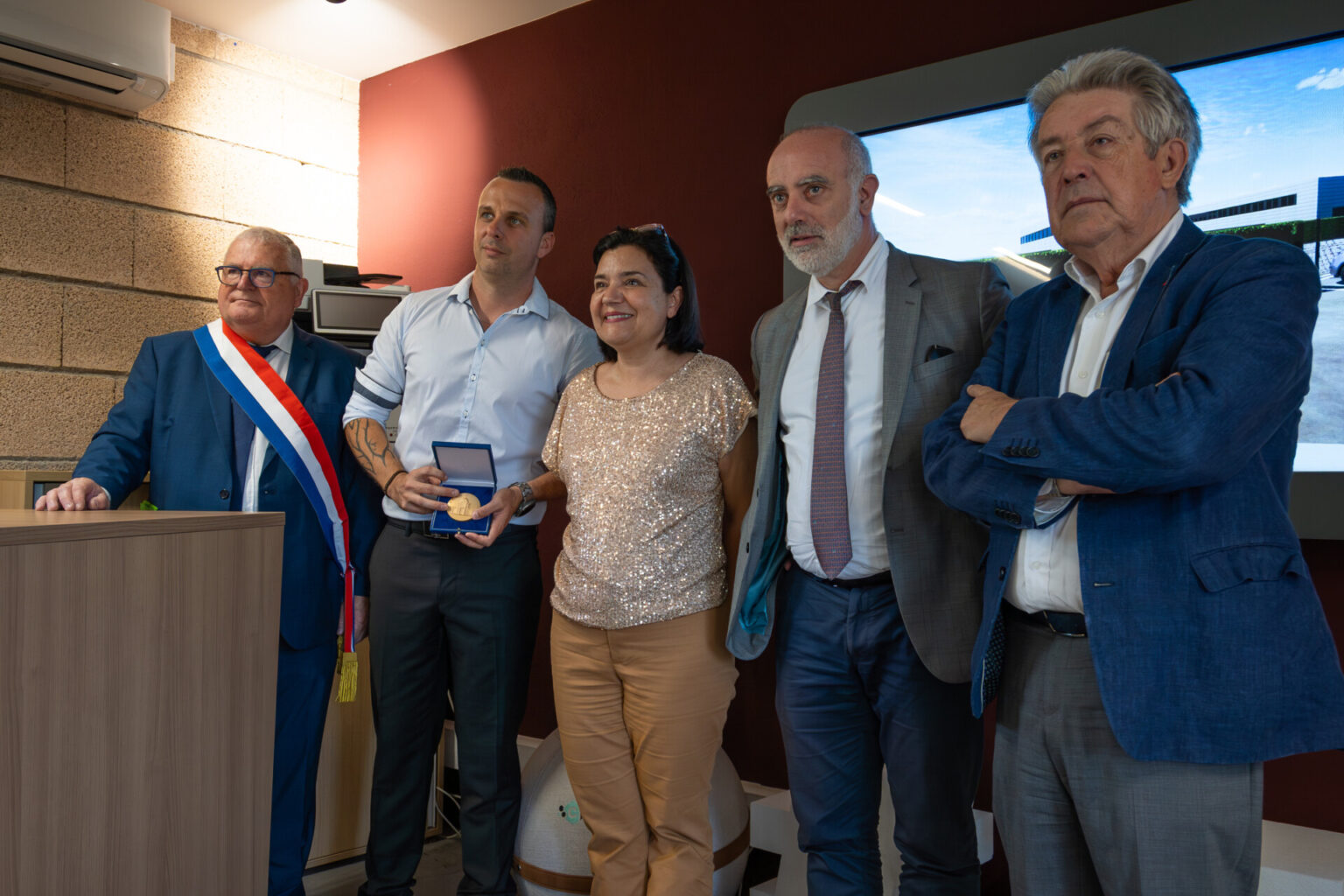 Le Soler : Cyril Marcer reçoit la médaille du Sénat – Le Journal Catalan